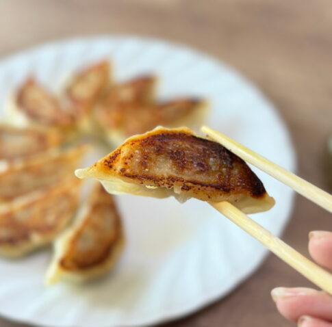 無人販売冷凍「大阪ふくちぁん餃子」を食べてみた。感想と口コミや評判まとめ【すみつーグルメ】 | 大阪住吉つーしん